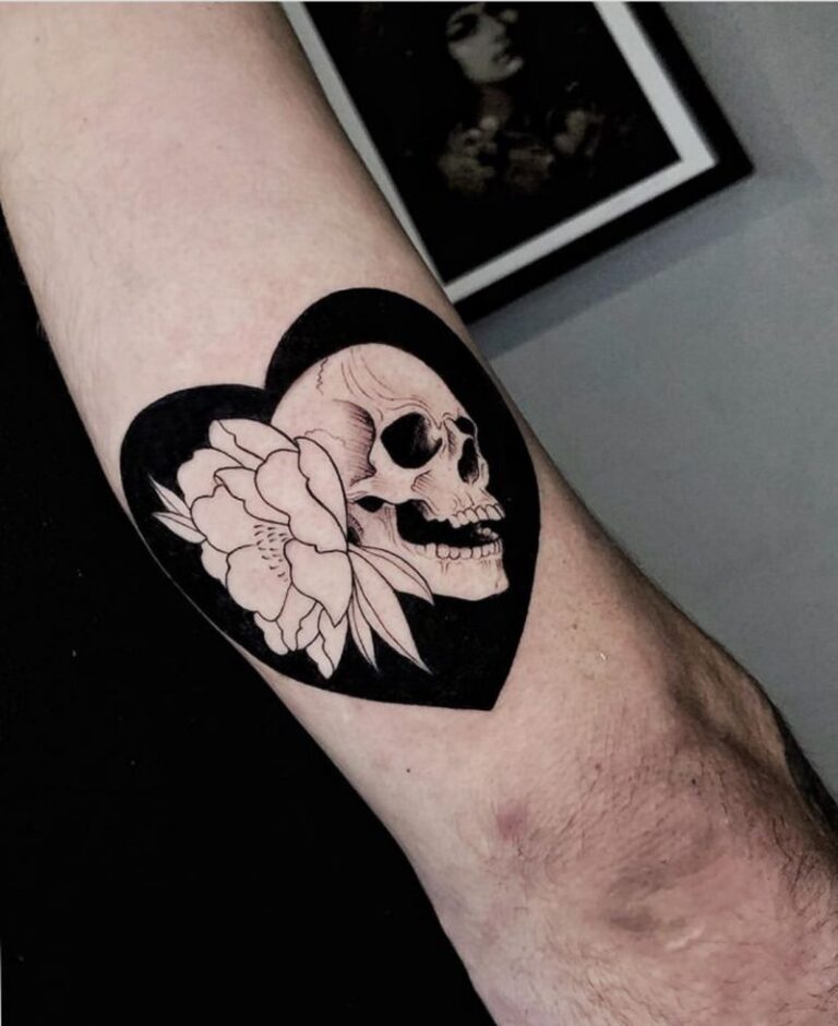 60 Beautiful Heart Tattoos We Simply Can't Stop Looking At – Meanings ...